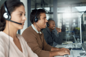 15 stratégies efficaces pour attirer plus de clients - Mon Lab Digital